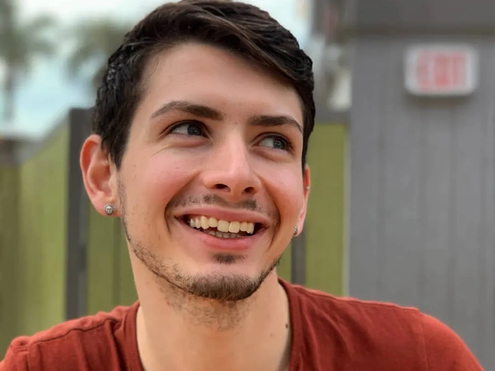 Kentucky Man's Wrenching Op-Ed Describes 'Conversion Therapy' Horrors ...