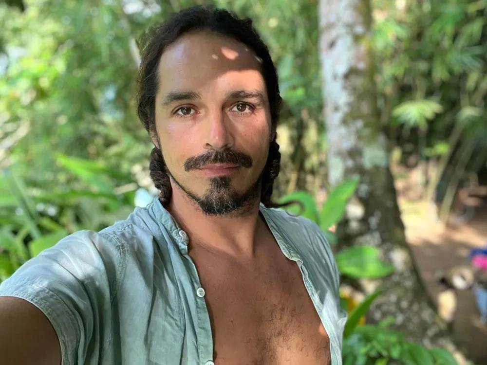 Watch: Deleted Scene Shows 'Survivor' Cast Member Romeo Coming Out to His Supportive Tribe ...