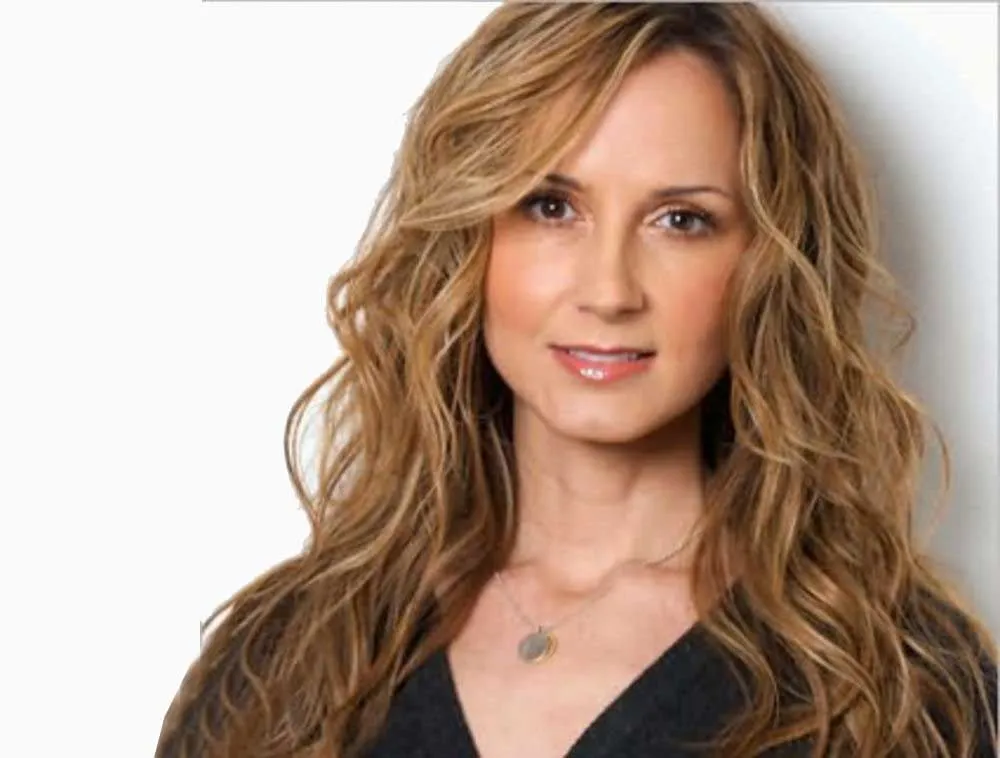 Chely Wright's 'My Moment' Underscores the Power Of Storytelling | EDGE ...