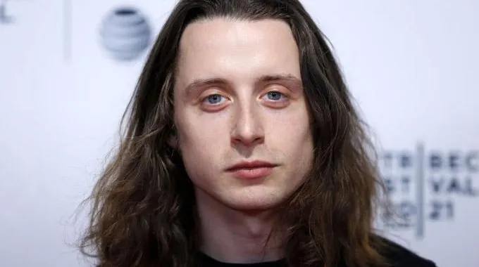 2023 Rewind: Rory Culkin Goes Full-Frontal, with Strawberries, in ...