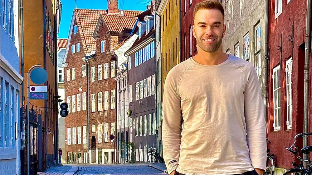 Out Portuguese Man Held in Turkey for 20 Days for Being Gay | EDGE ...