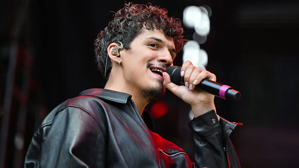 Omar Apollo Opens Up about his Explicit Cover Art – 'I Was Nervous ...