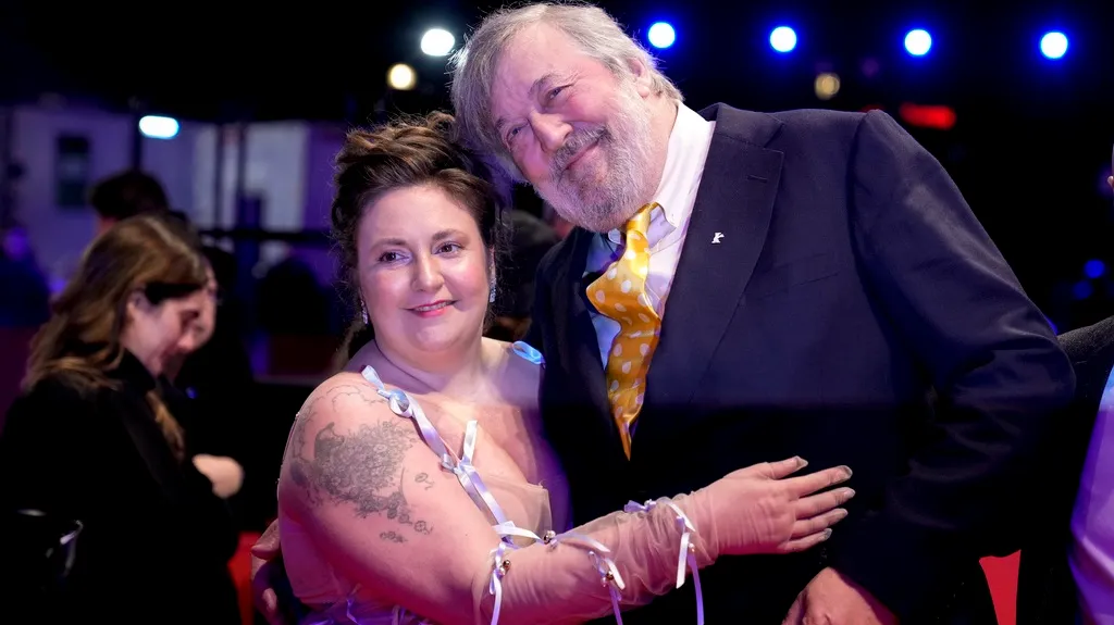 Lena Dunham and Stephen Fry Connect with Their Jewish Heritage in New ...