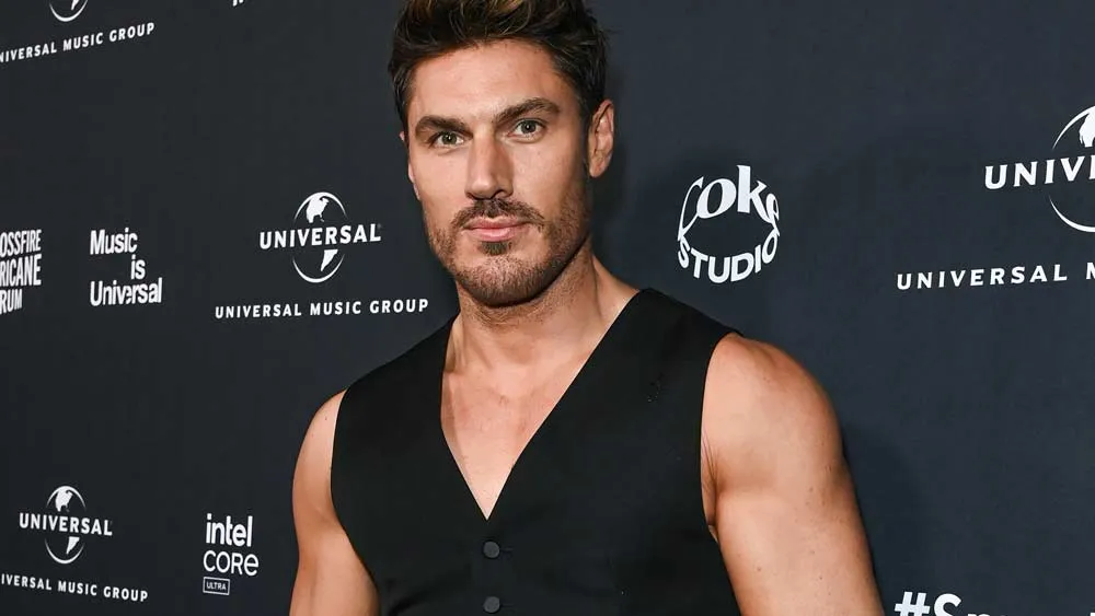 Chris Appleton Spotted Frolicking in the Waves with New Beau | EDGE ...