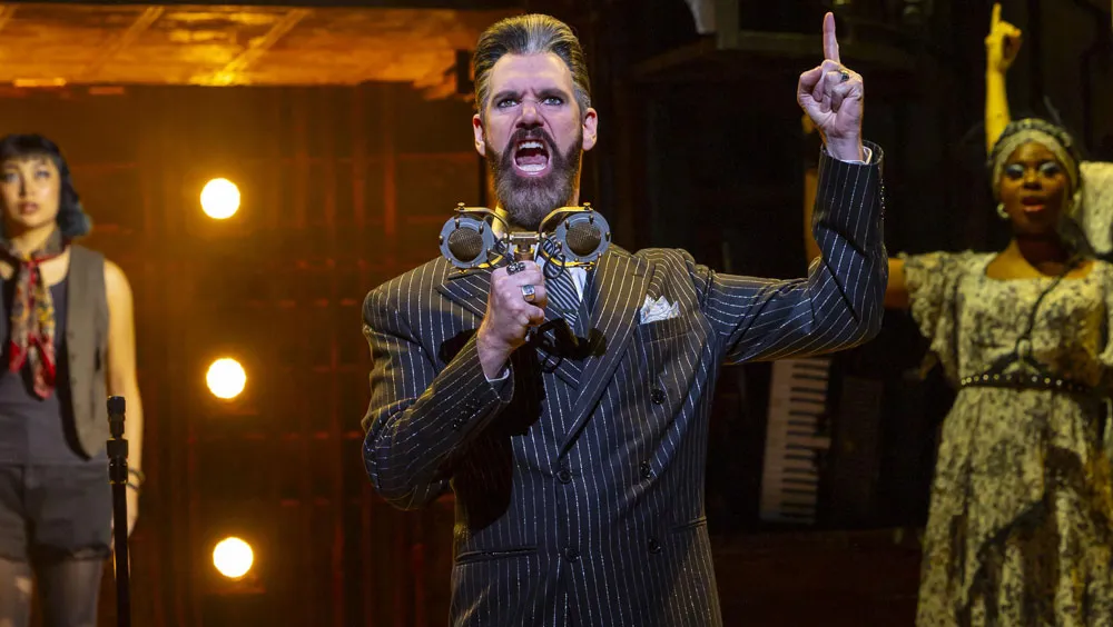 Meet Matthew Patrick Quinn – The Underworld's Seductive Daddy in ...