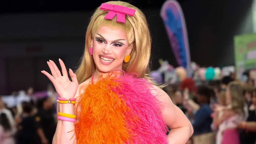 'Drag Race' Star Marcia Marcia Marcia Set to Step Up in Broadway ...