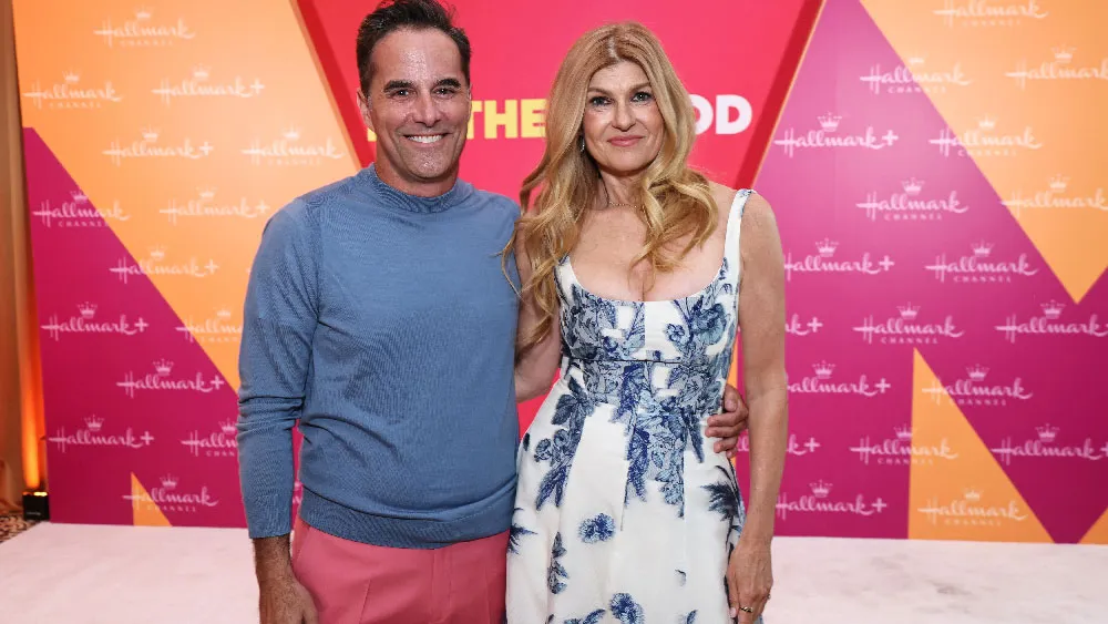 Getting to Know Out Social Media Influencer Elliott Norris | EDGE ...