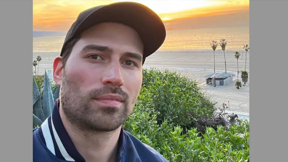 'THTH's' Harry Jowsey Nearly Goes Full Frontal in IG Post | EDGE United ...