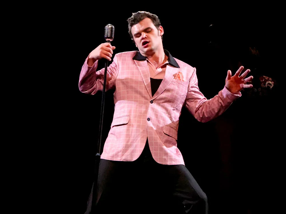 Newcomer Dan Berry on Making Elvis Come Alive in New Musical Bio | EDGE ...