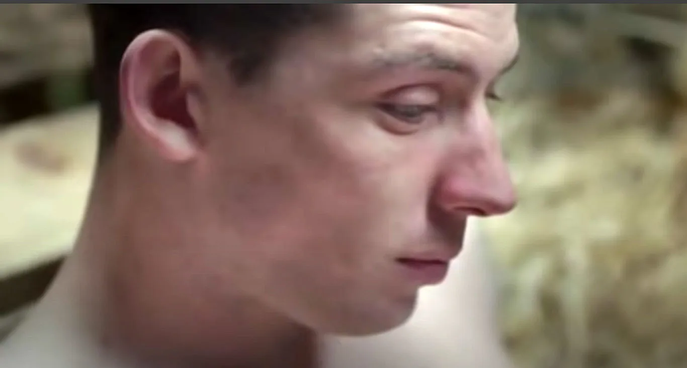 Before He Was Prince Charles, Josh O'Connor Went Full-frontal in ...