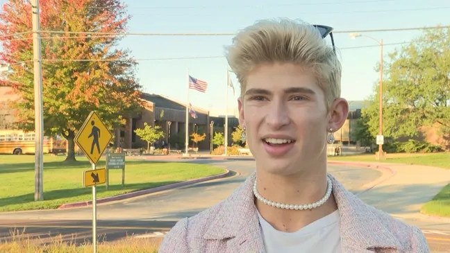 HIV-Positive TikTok Influencer Diaries Daily Life to Uplift, Inform ...