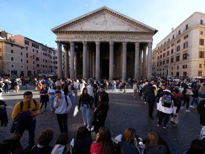 In Rome, Church and State Agree to Pantheon Entrance Fee | EDGE United ...