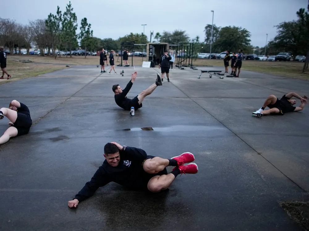 Pandemic Pounds Push 10,000 U.S. Army Soldiers into Obesity | EDGE ...